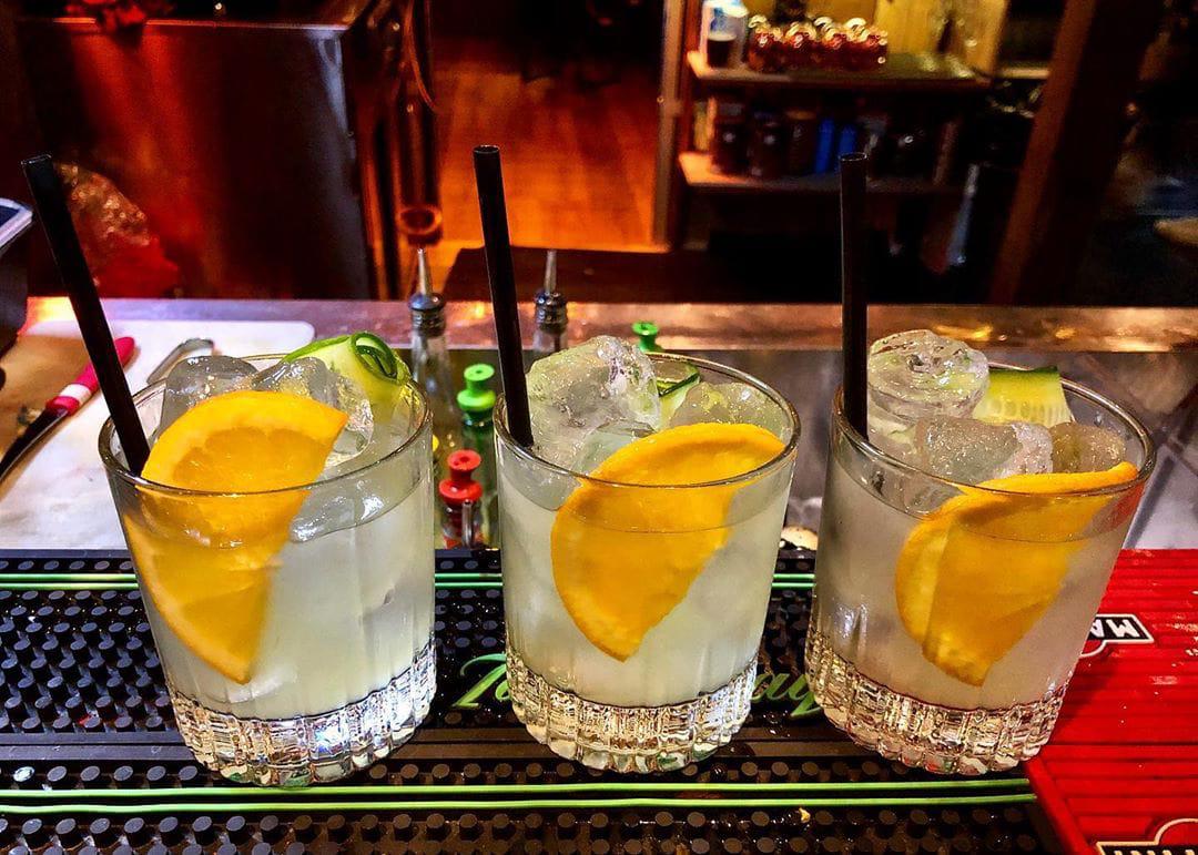 Kubi Normal Akulli (Normal Ice Cubes) — Crystal Ice